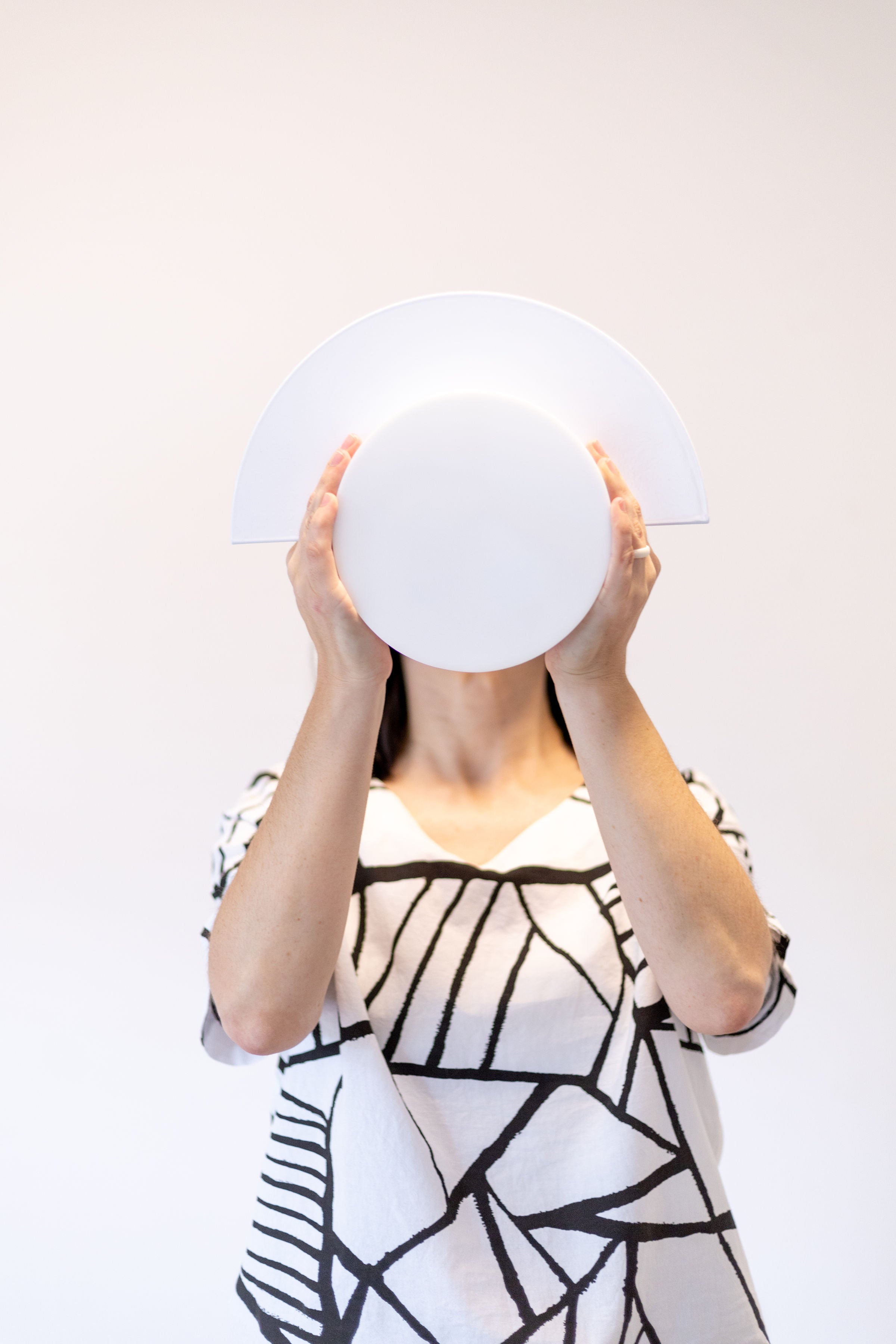 Aaron Wall Light – Kanaan Design Studio